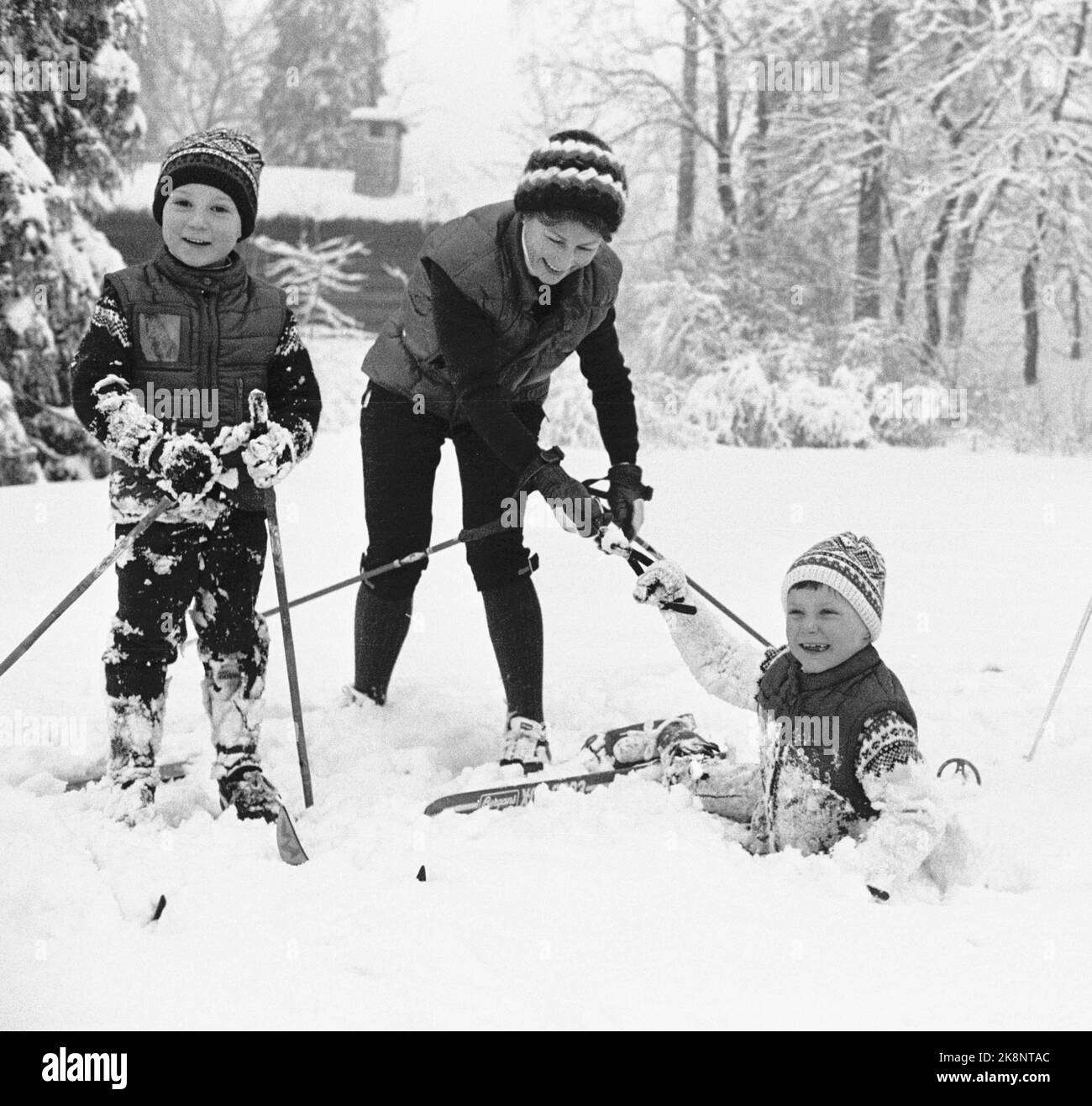 Prince haakon magnus tv hi-res stock photography and images - Alamy