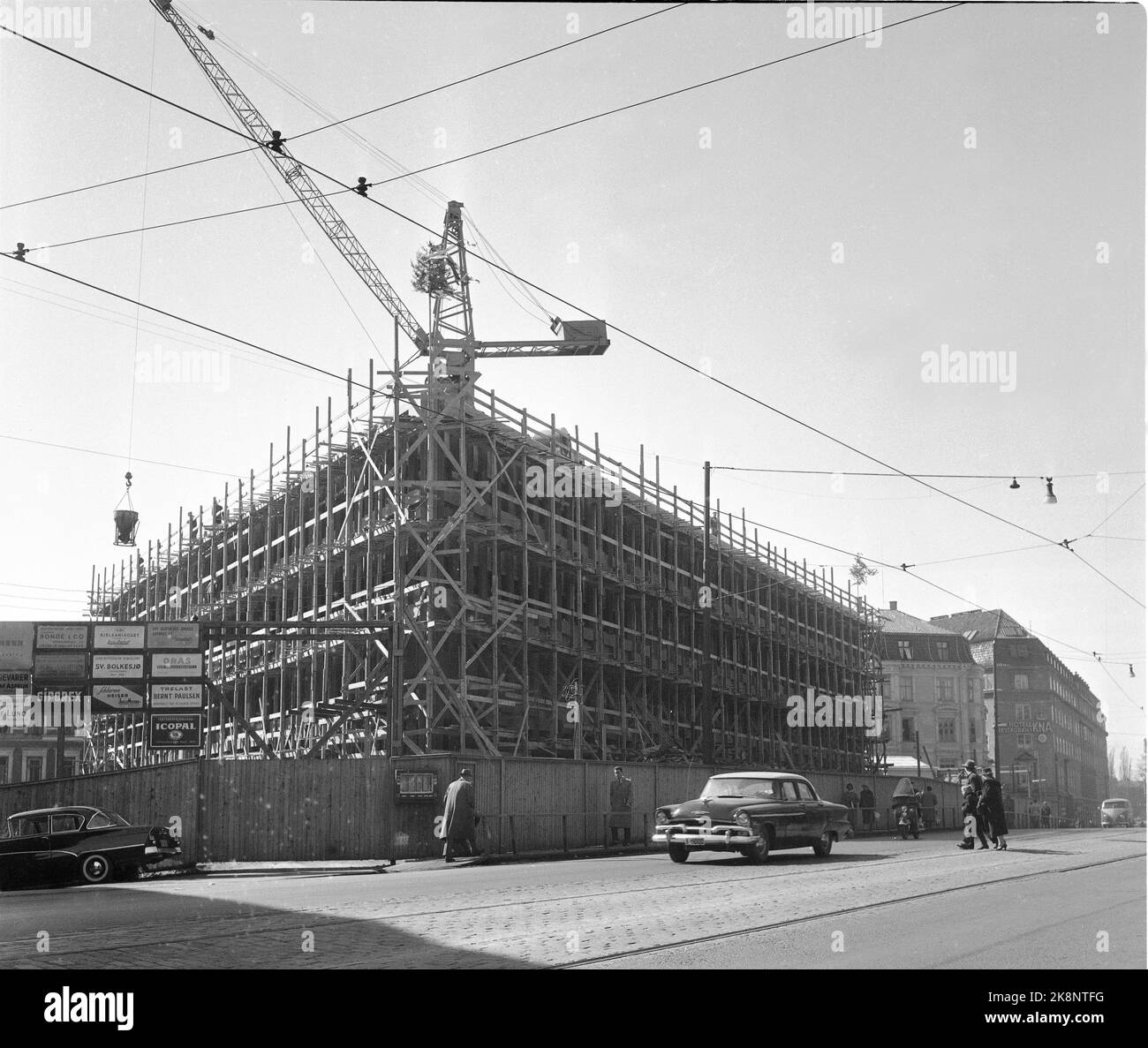 Ntb ntb construction site embassies downtown exterior hi-res stock ...