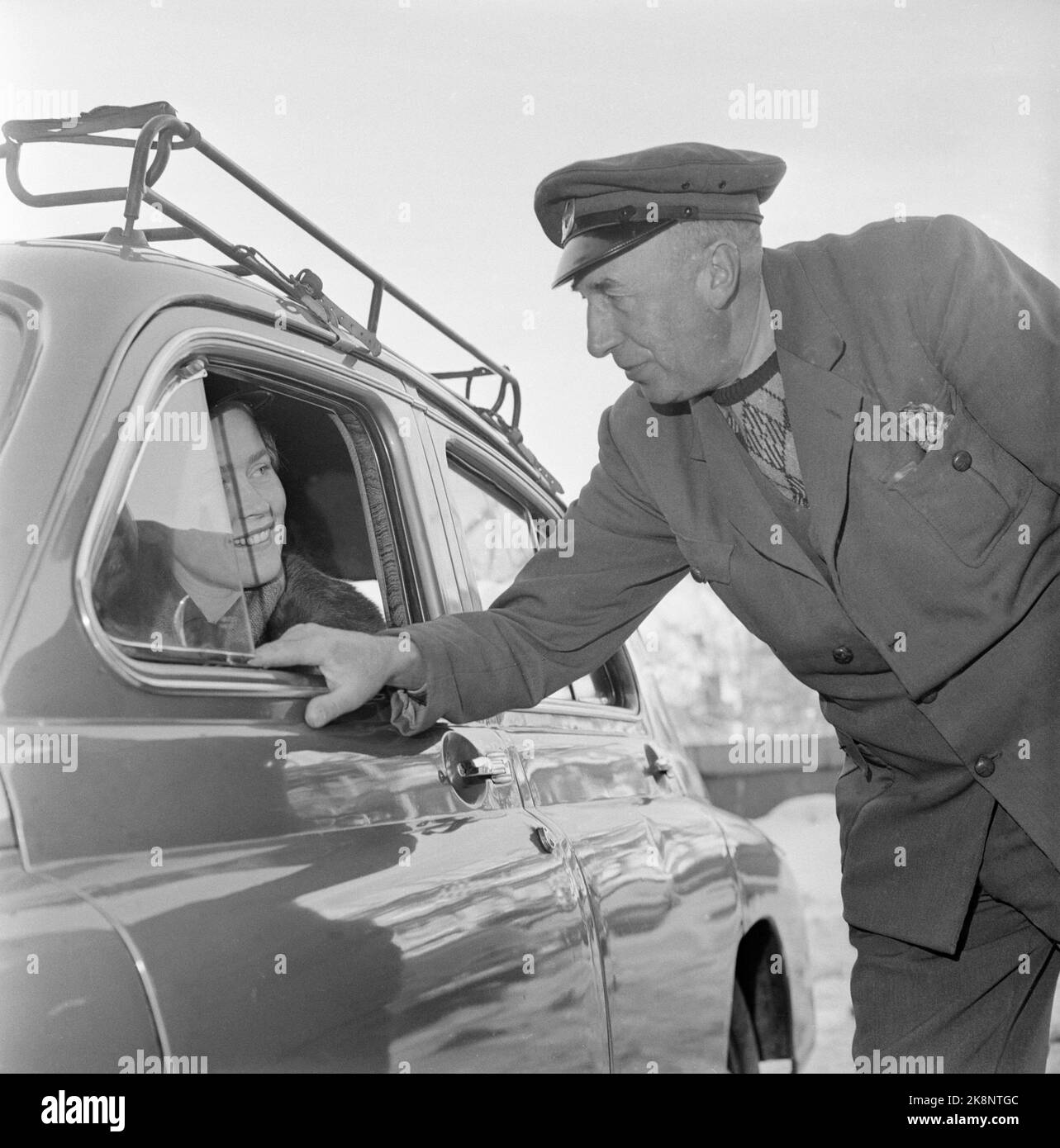 Mrs magna hansen here with inspector arthur krogvold who says hi-res ...