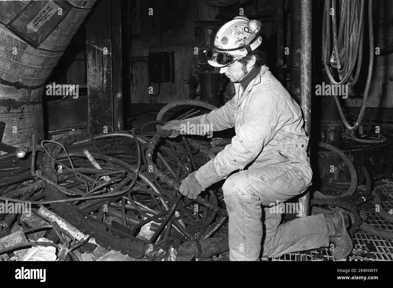 North sea oil rig Black and White Stock Photos & Images - Alamy