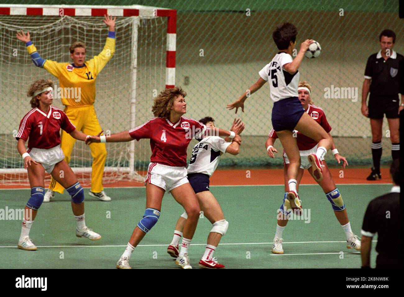 Korea 19880927 hi-res stock photography and images - Alamy