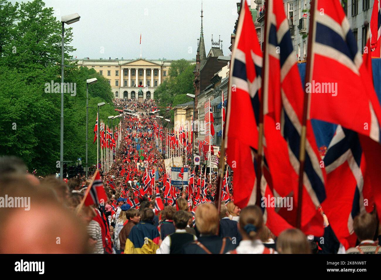 Ntb overview national days palace flag hi-res stock photography and ...