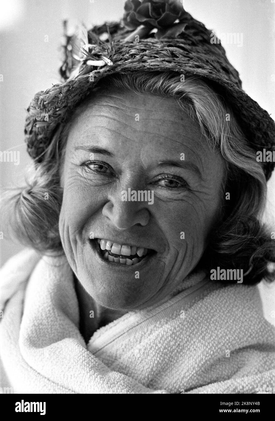 52 and 73 photo with hat photo hi-res stock photography and images - Alamy
