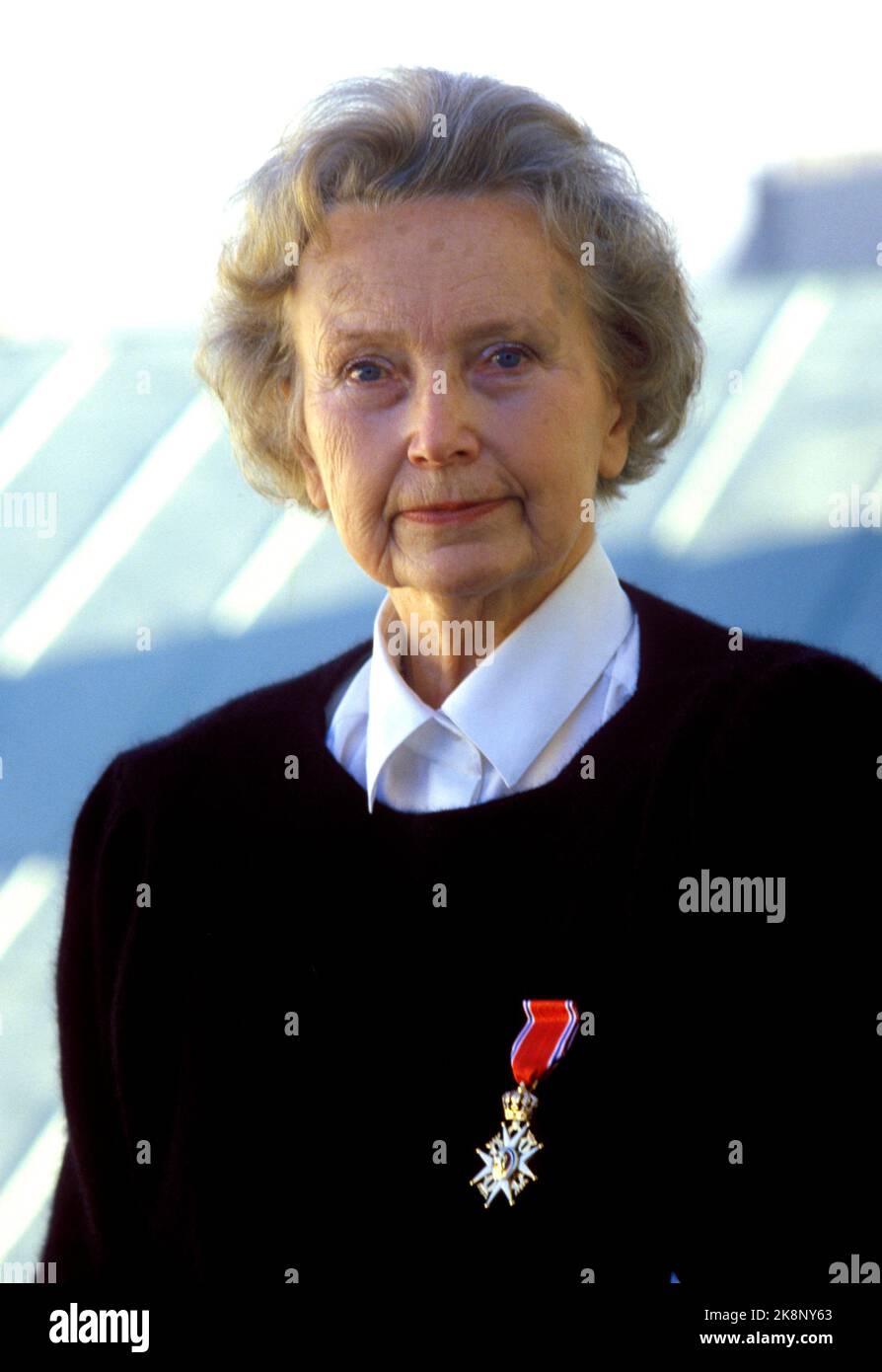 Ntb ntb norwegian orders and medals alone hi-res stock photography and ...