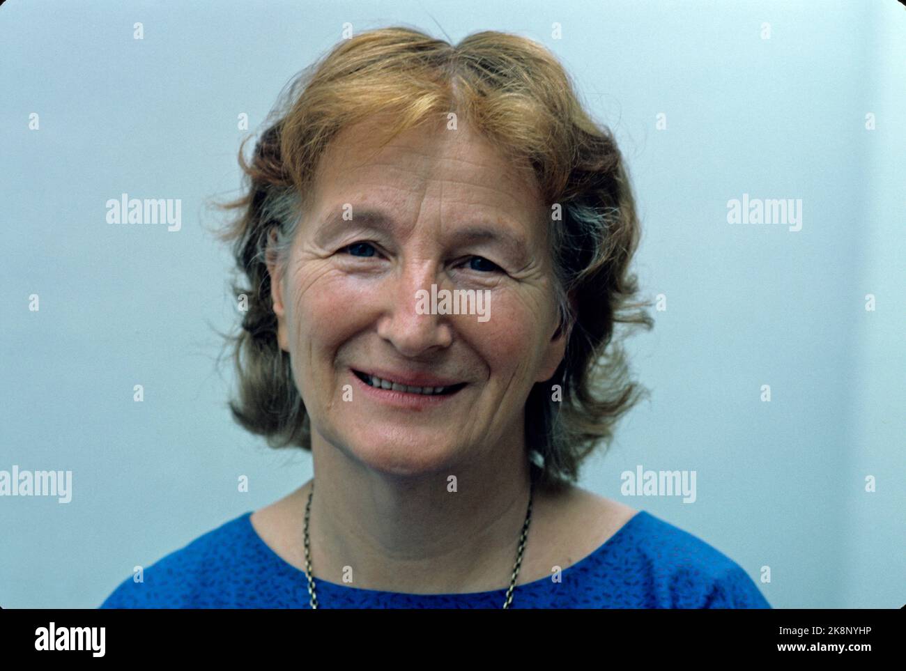 1983 professor eva nordland photo hi-res stock photography and images ...