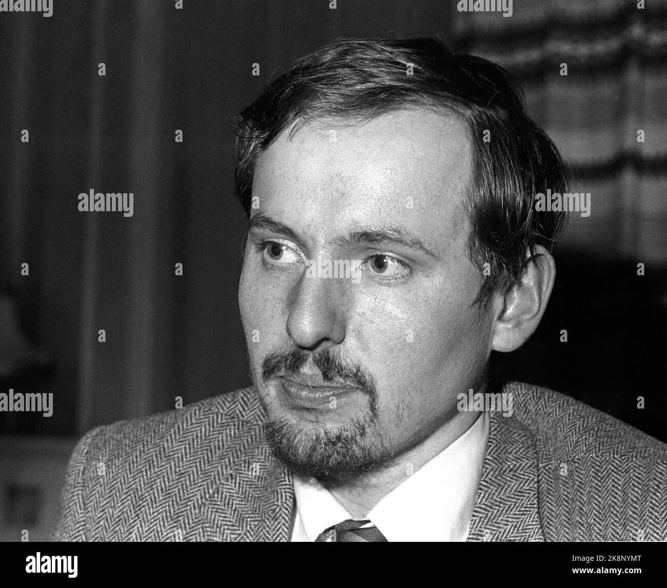 Oslo 19810301. Party chairman Erik Blücher in the newly started neo ...