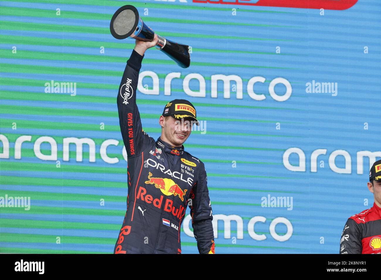 VERSTAPPEN Max (ned), Red Bull Racing RB18, portrait trophy celebration ...