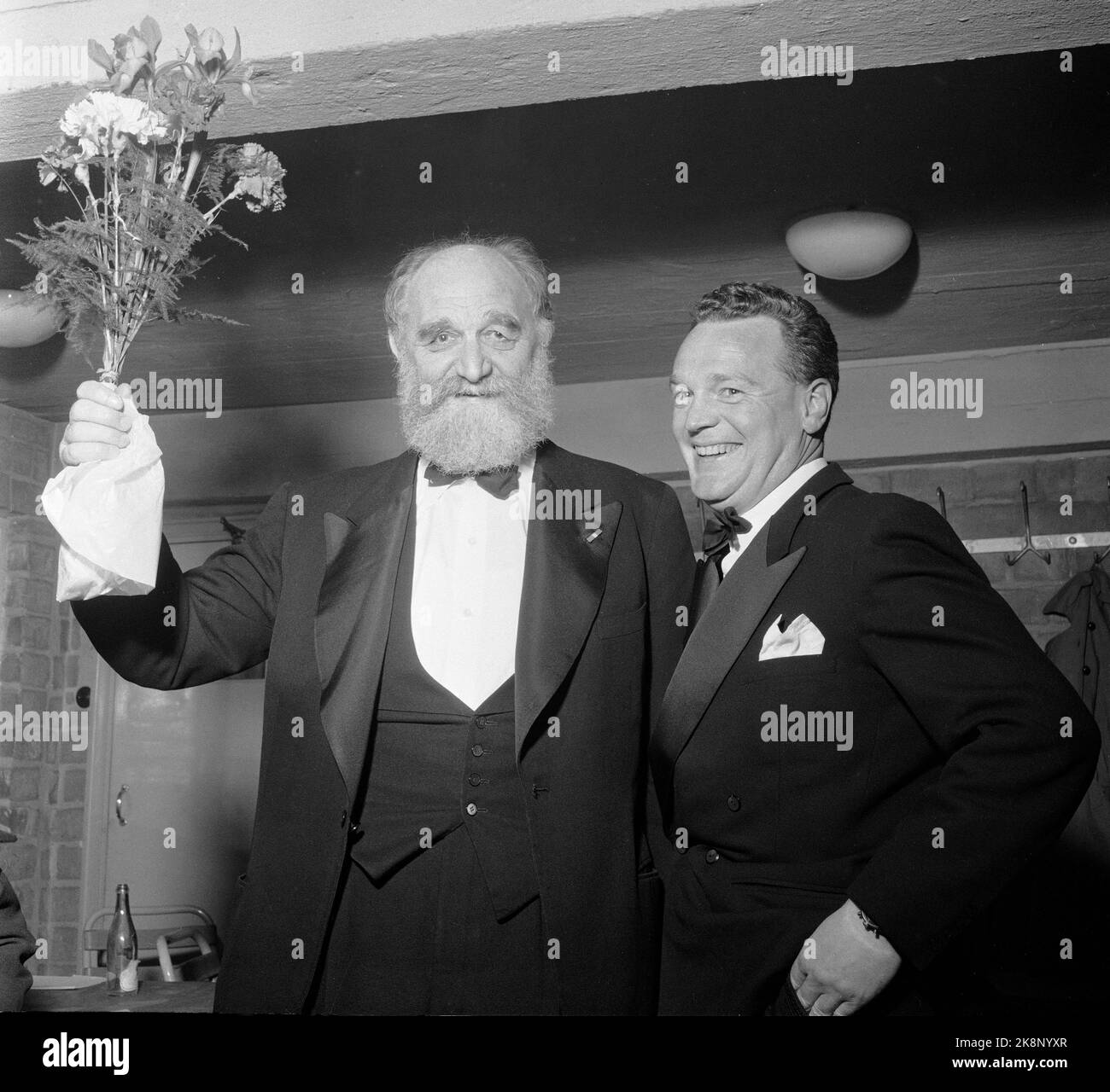 Quiz competition Black and White Stock Photos & Images - Alamy