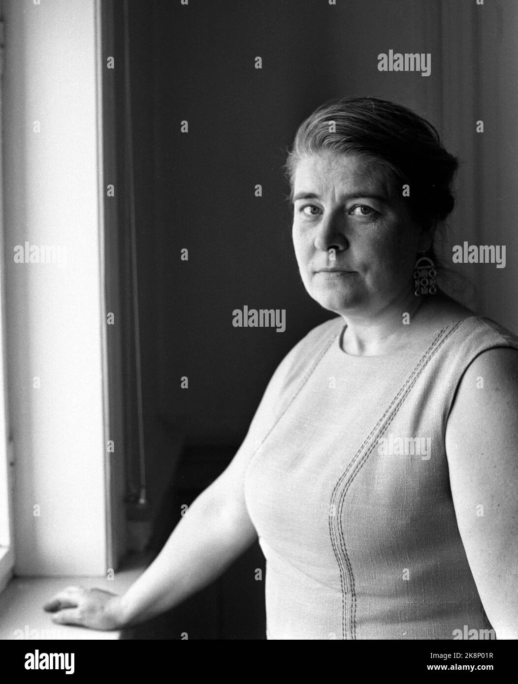 Jan erik olsen current ntb alone portrait hi-res stock photography and ...