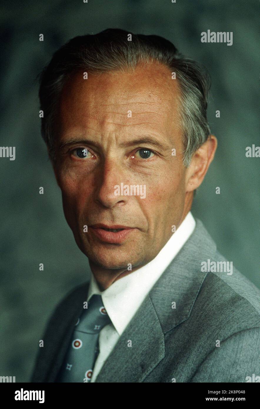 Ambassador Tore Bøgh becomes the leader of an OSCE group of about 150 ...