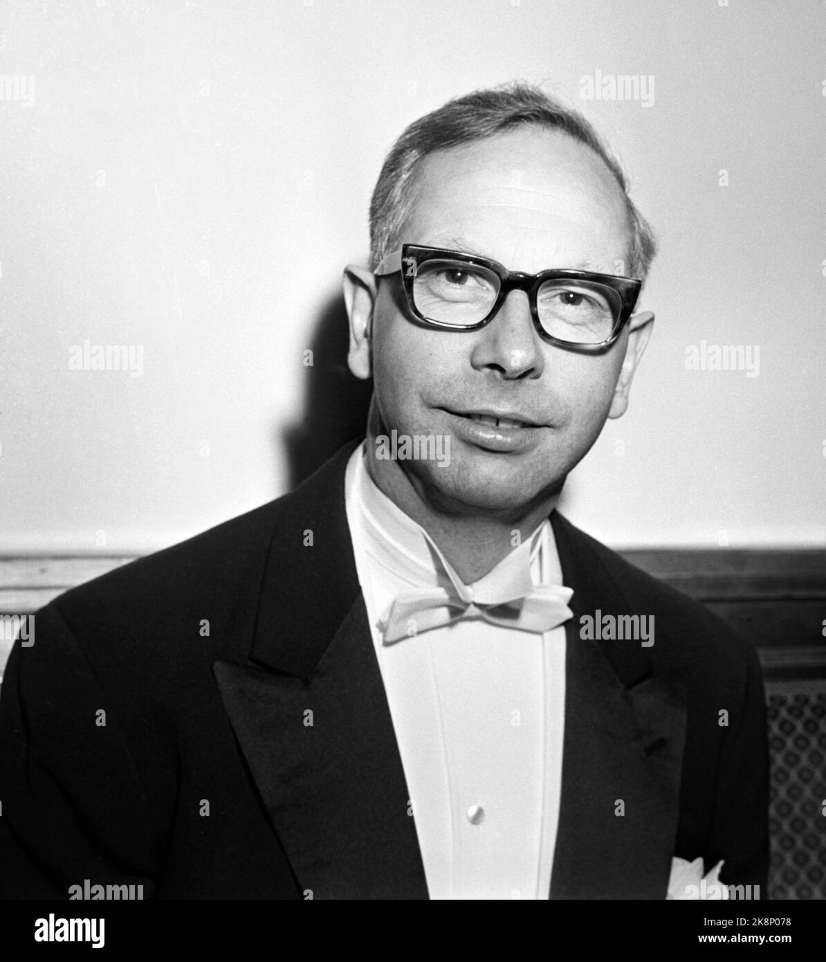 Oslo 196603. Mag. species. And researcher Henry Valen takes the ...