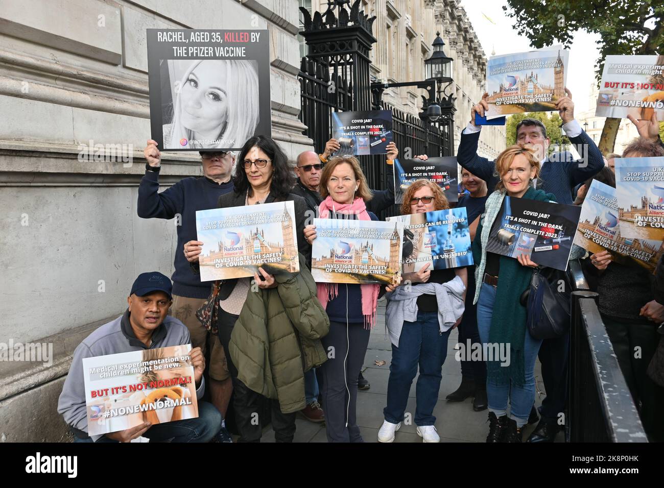 Parliament Square, London, UK, 24th October 2022. Anthony Webber trying ...