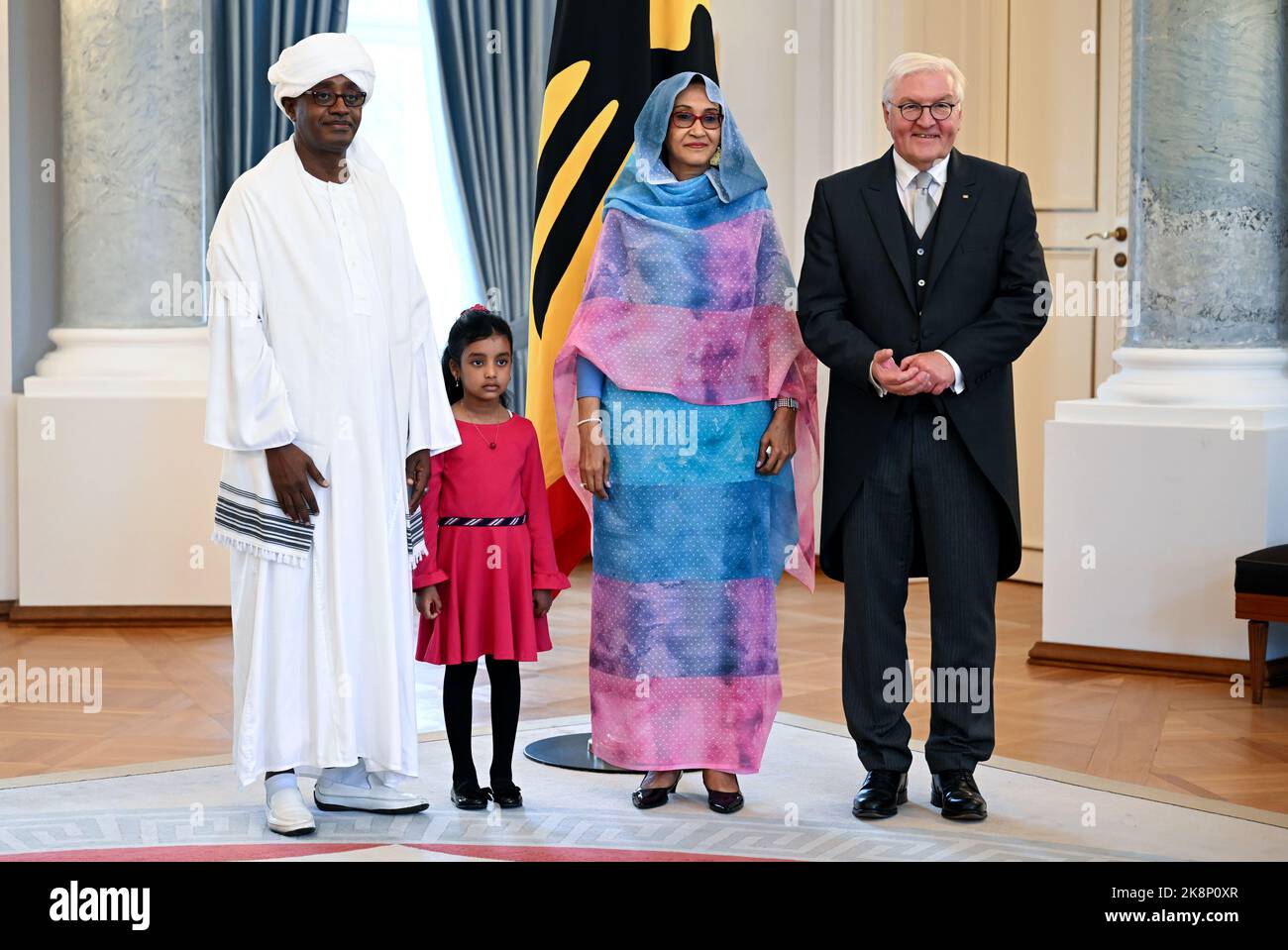 Noor mohamed hi-res stock photography and images - Alamy