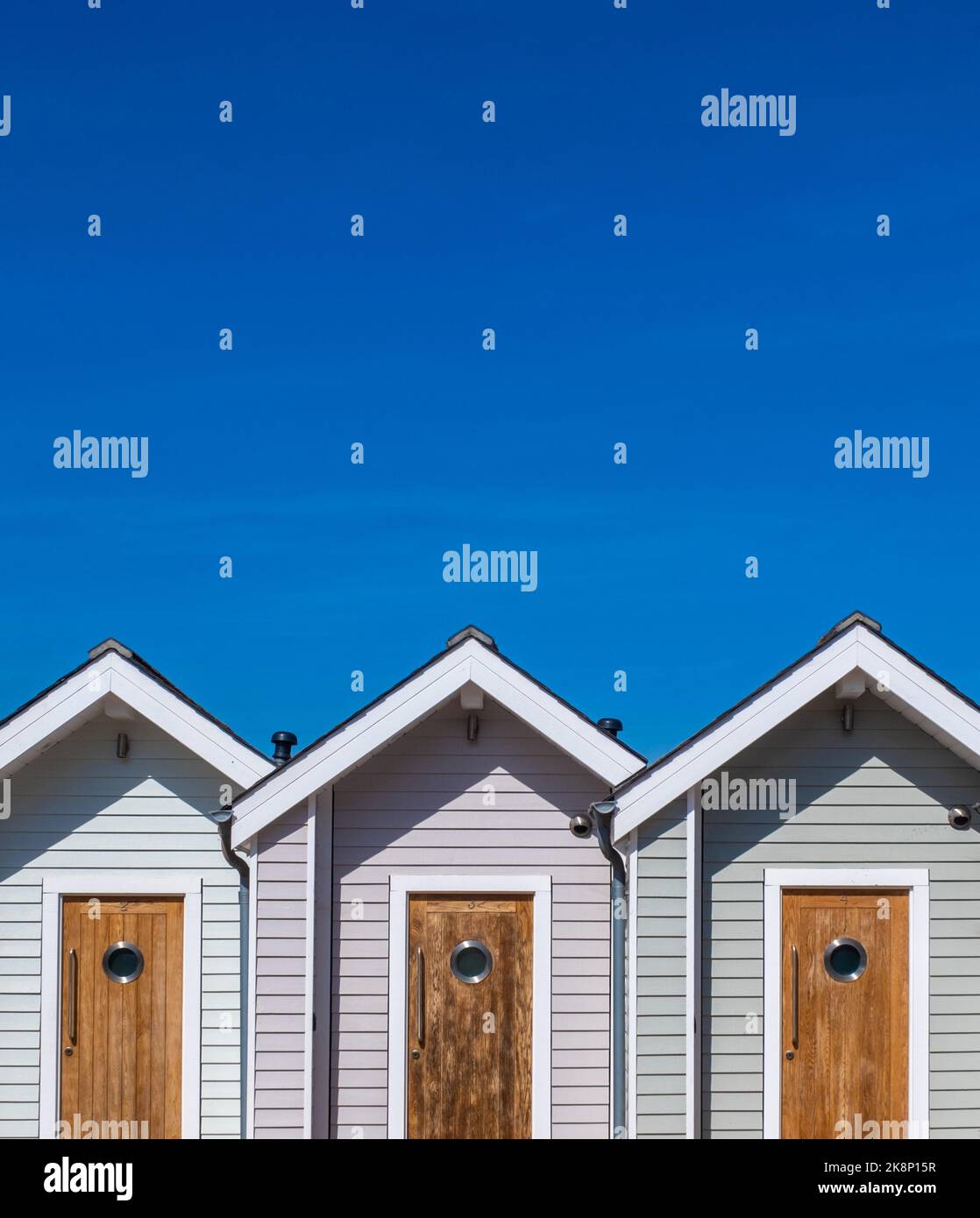 The iconic beach huts on the seafront at Shaldon, Devon Stock Photo - Alamy