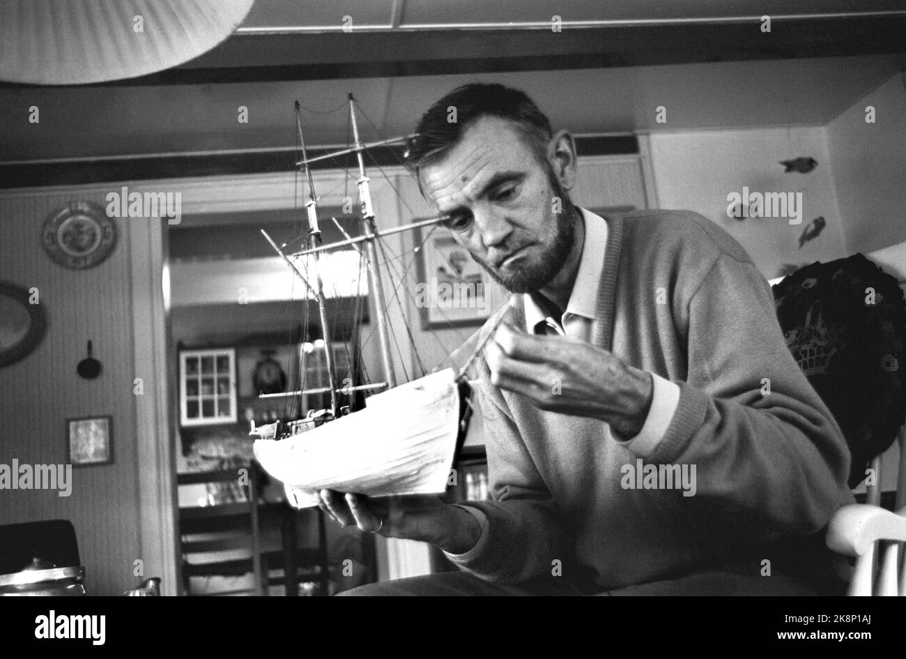 Grimstad October 1968 Author, cartoonist and Kåsør Odd Børretzen have ...