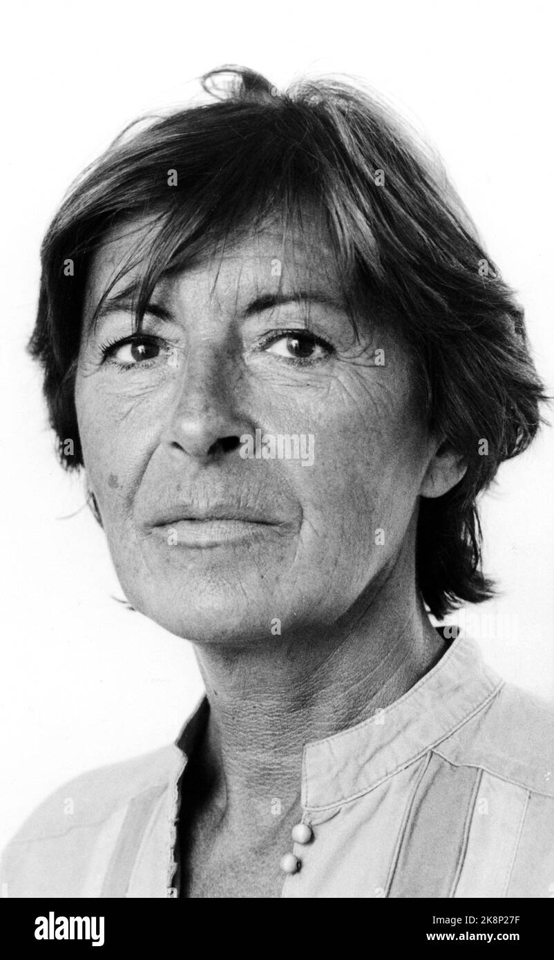 Photo organization Black and White Stock Photos & Images - Alamy