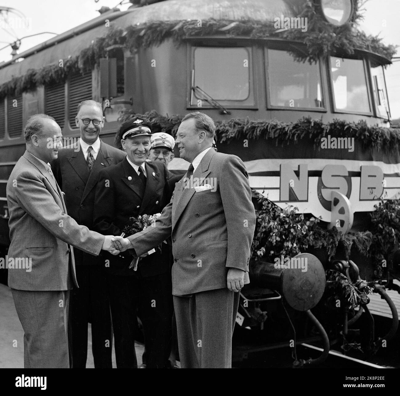 Valldal ntb ntb railroad opening ceremonies handshake hi-res stock ...