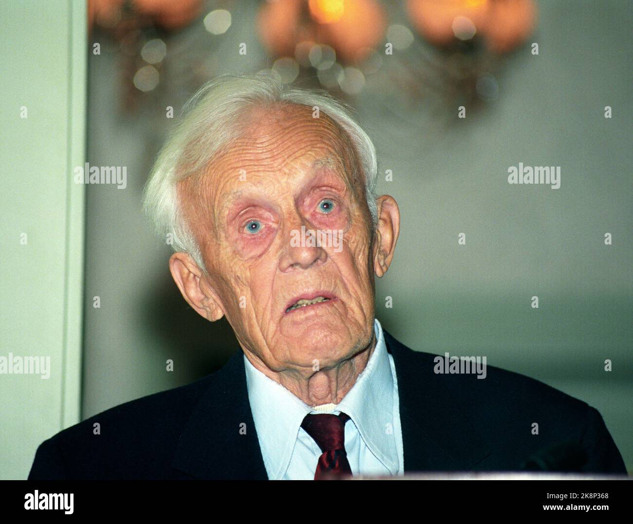 Oslo 19910828 researcher helge ingstad hi-res stock photography and ...