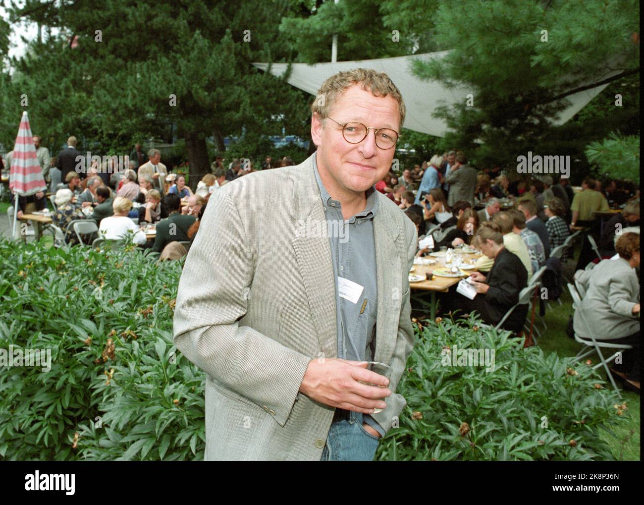 Rune petter naes ntb ntb parties happiness alone portrait publishing hi ... Rune petter naes ntb ntb parties happiness alone portrait publishing hi ...