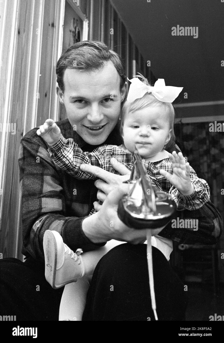 Knut johannesen thinks his skates are astonishingly fast Black and ...