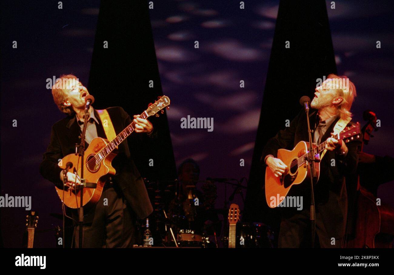 Halvdan sivertsen and oystein sunde photo hi-res stock photography and ...