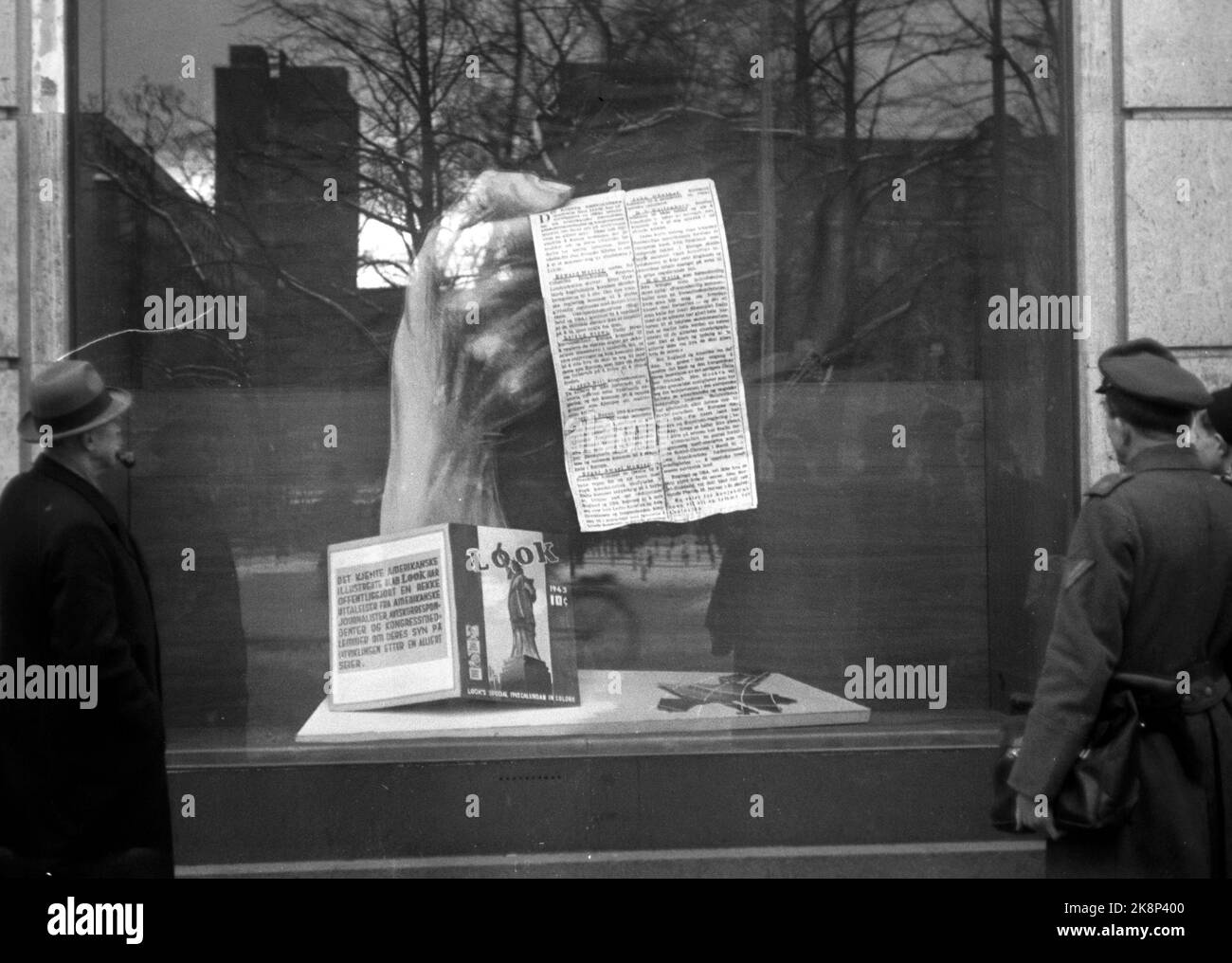 American propaganda ww2 image hi-res stock photography and images - Alamy