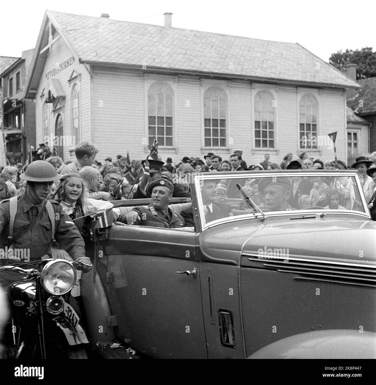 Crown prince olav by car hi-res stock photography and images - Alamy