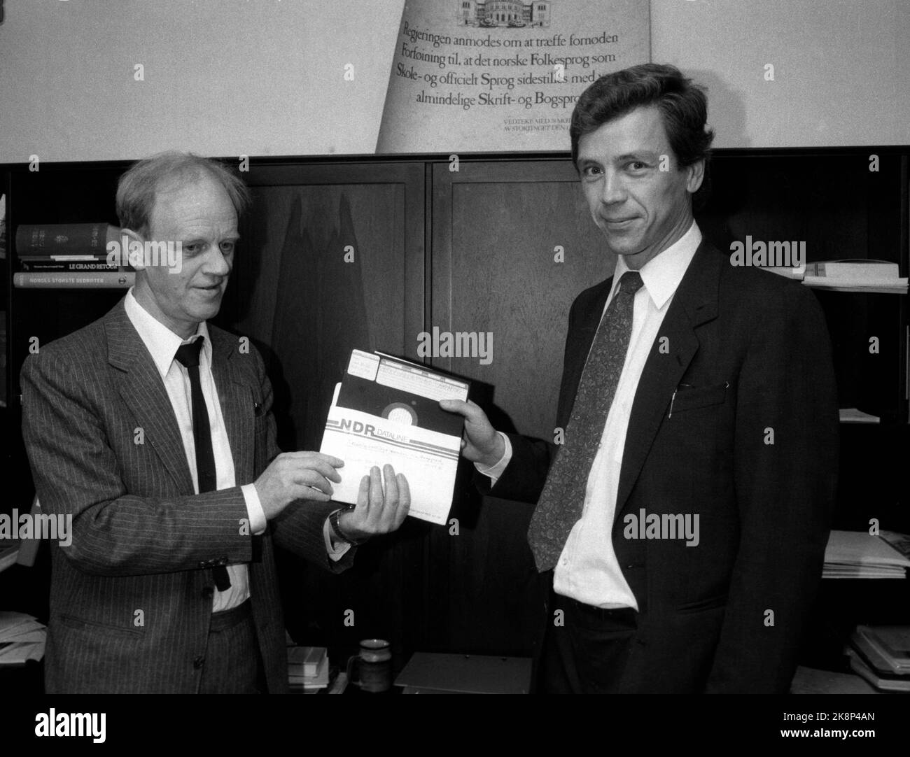 Oslo 19860922. The chairman of the near -broadcasting committee ...