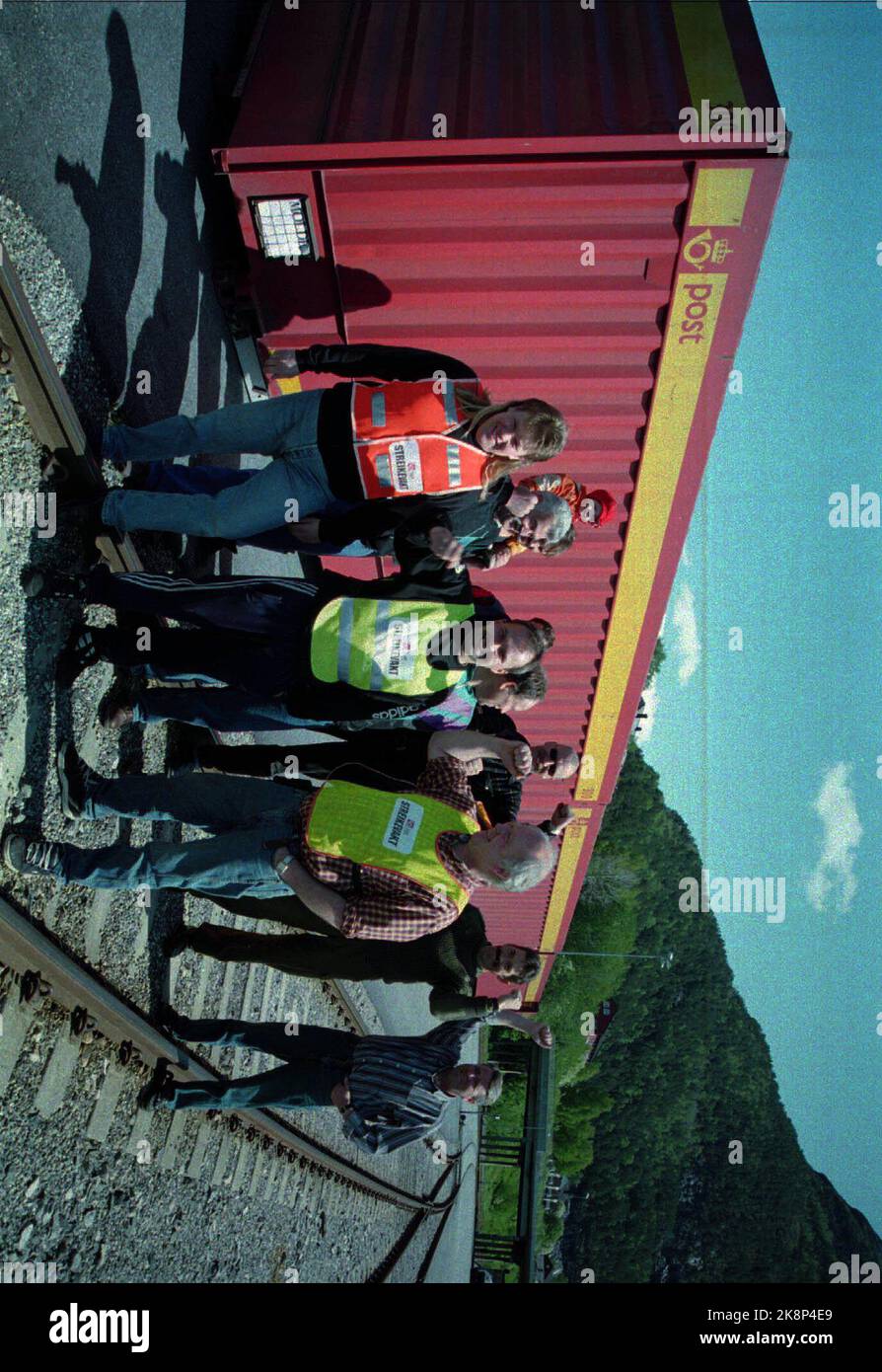 Oslo. Transport worker strike. Large strike among NSB's freight drivers ...