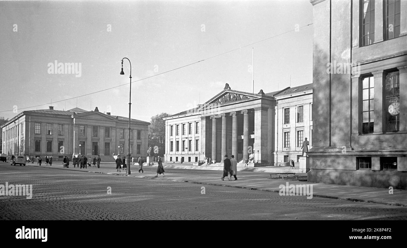 Universitys aula ogt th the urban building hi-res stock photography and ...