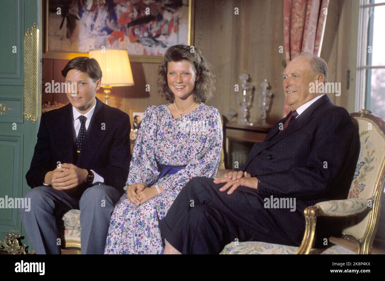 Oslo 198909 - Princess Märtha Louise turns 18. Prince Haakon Magnus and ...