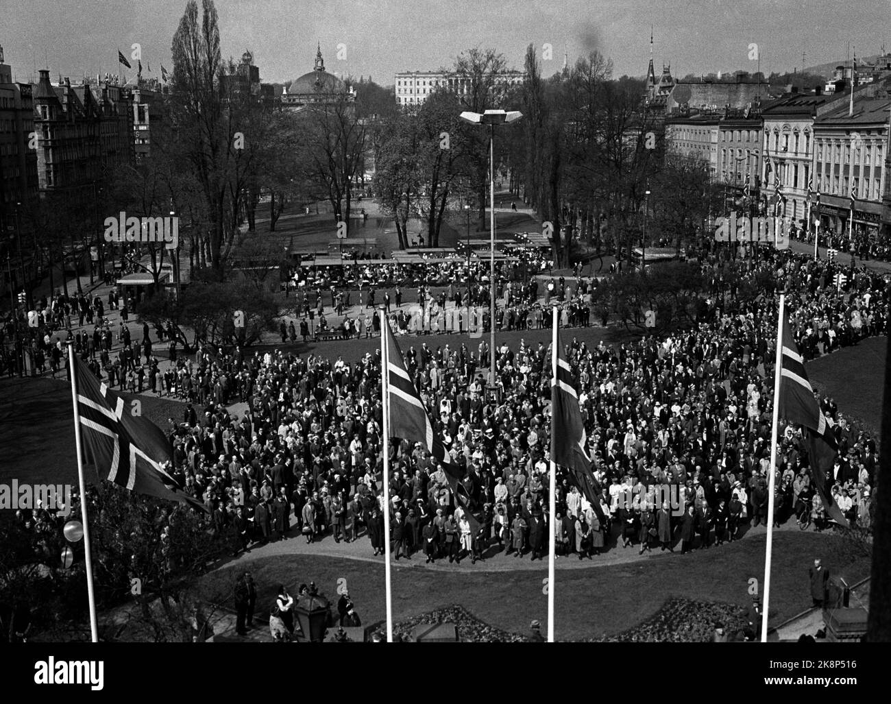 Ntb ntb anniversaries memorial markings crowd flag hi-res stock photography and images - Alamy