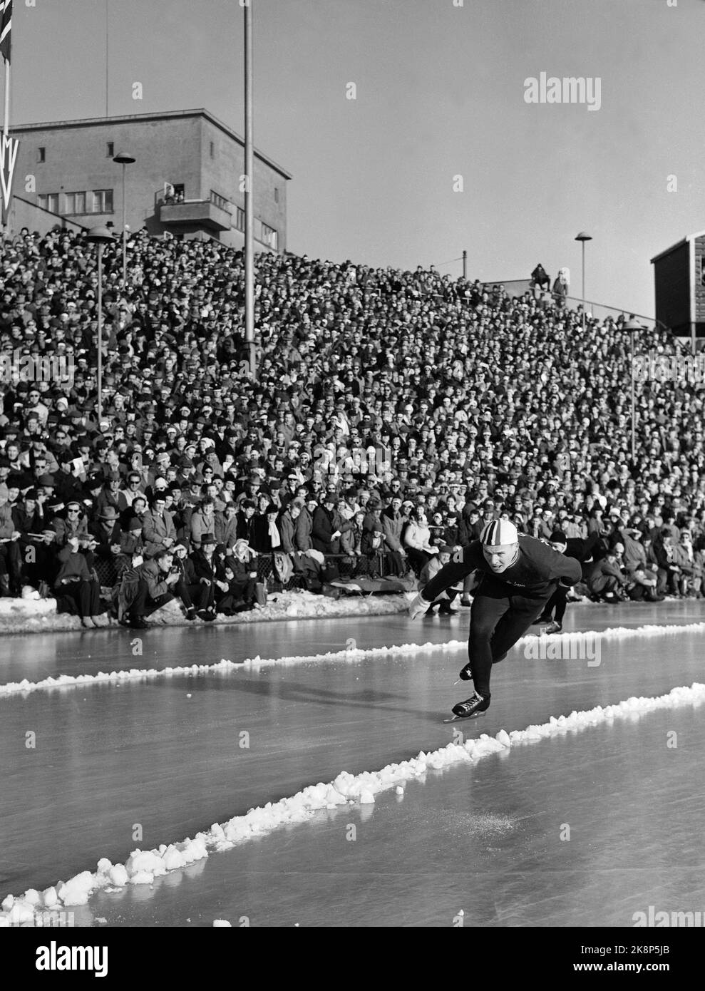 Oslo 19590215 World Cup on skates at Bislett. 1500 meters. Knut ...