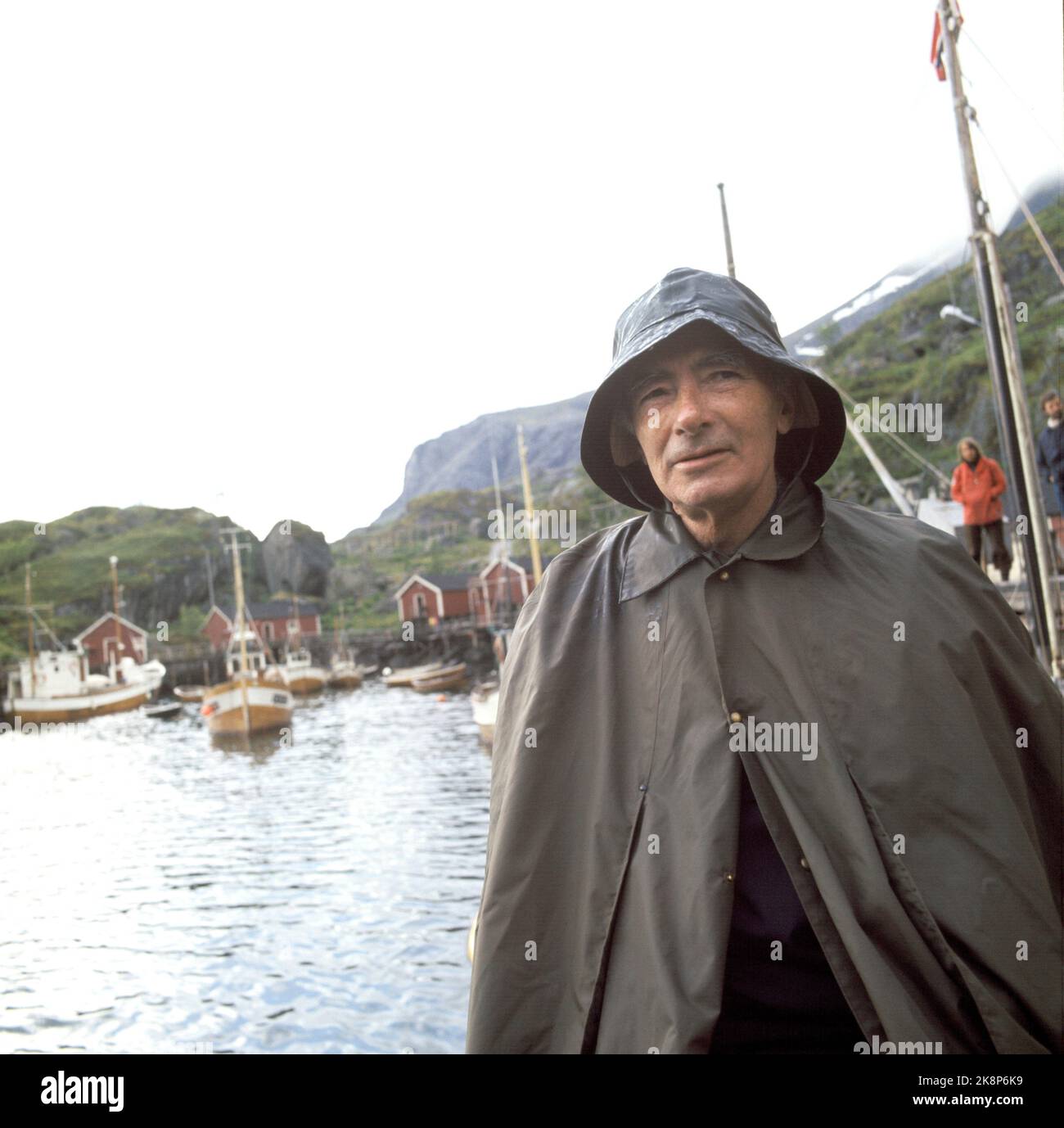 Nusfjord, Lofoten 19750718. Prime Minister Trygve Bratteli together ...