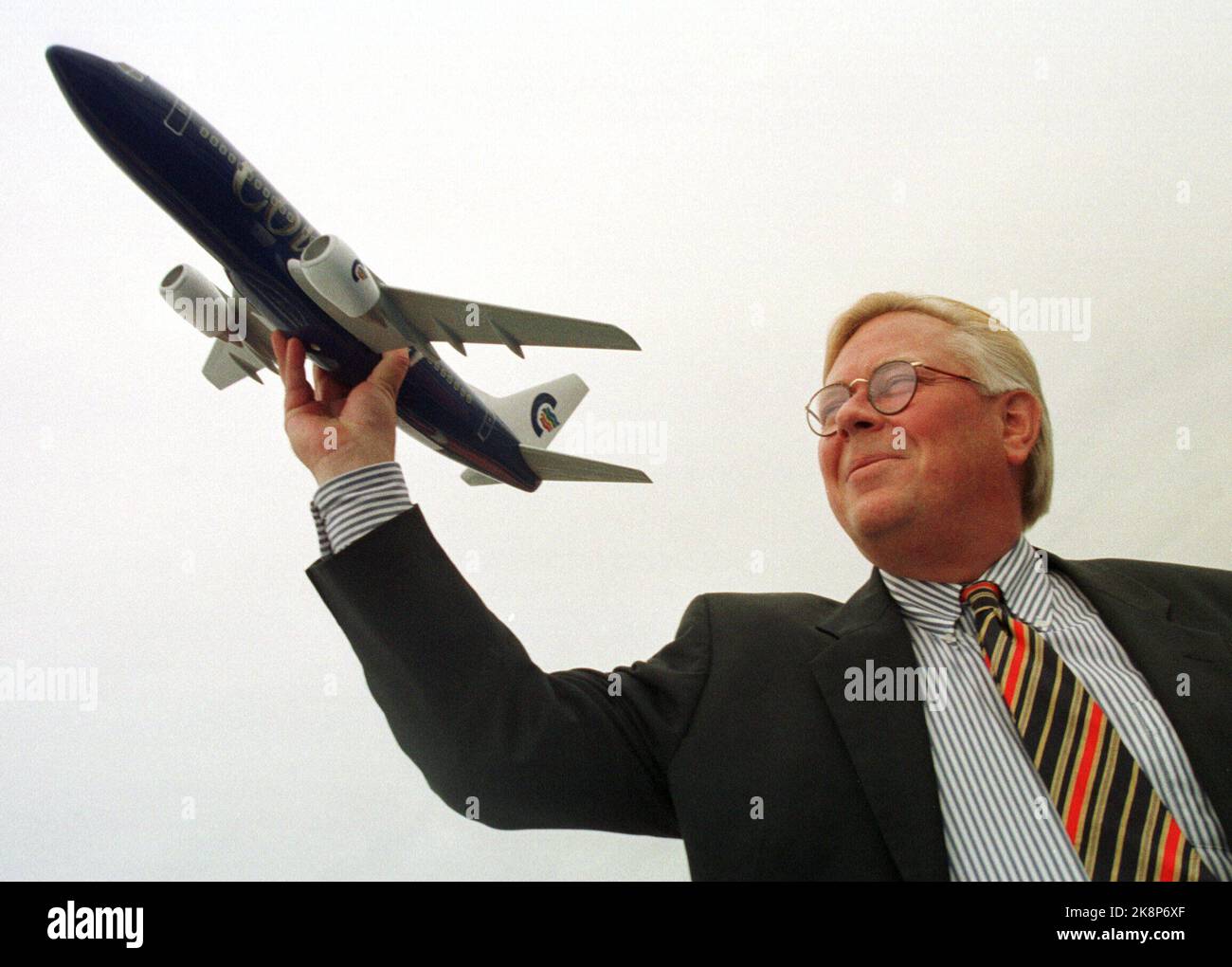 Oslo. CEO In Color Air, Morten Andersen, is ready for take off. The new ...