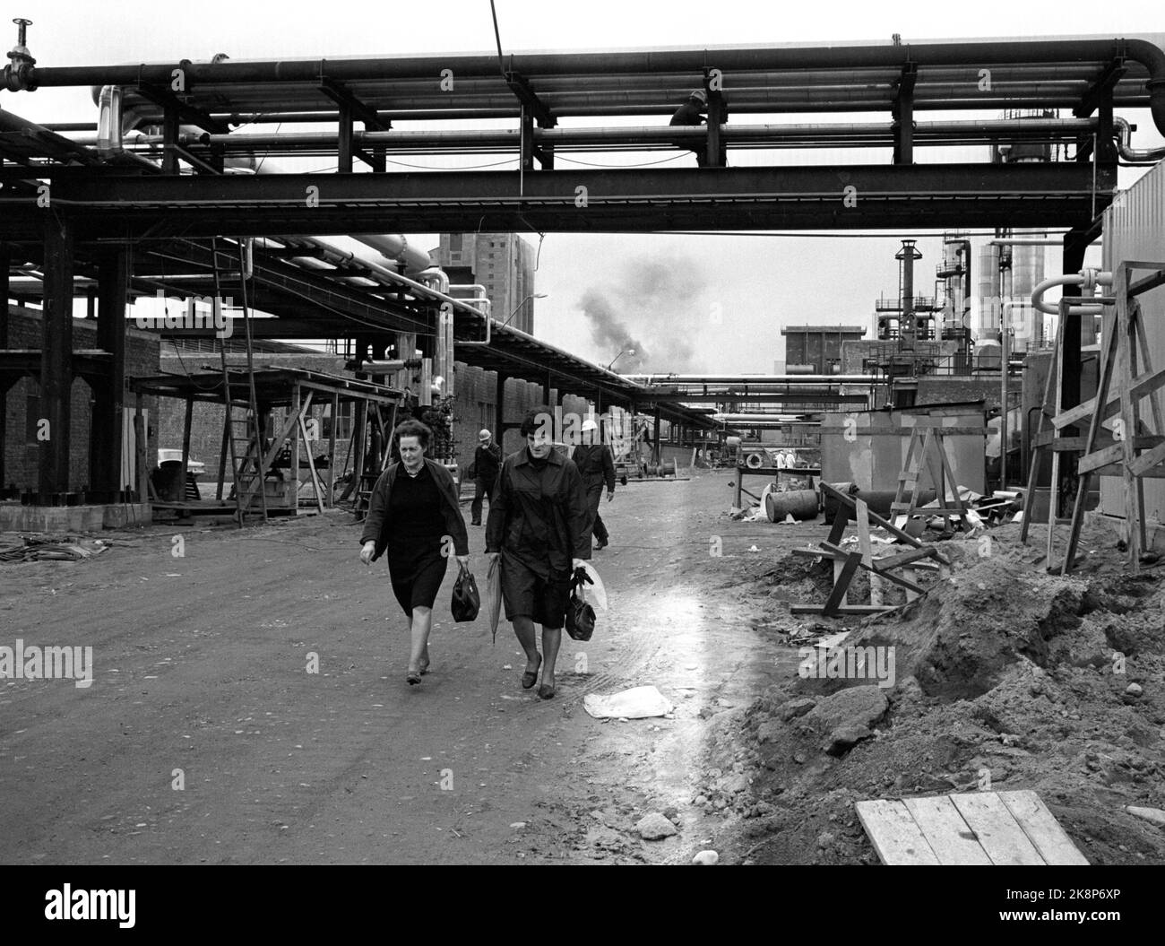 Mo in Rana 196410. Norsk Koksverk A/S in Mo i Rana. Production is in ...