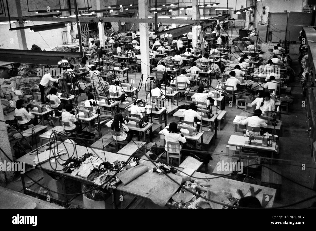 Child labor factory girls hi-res stock photography and images - Alamy