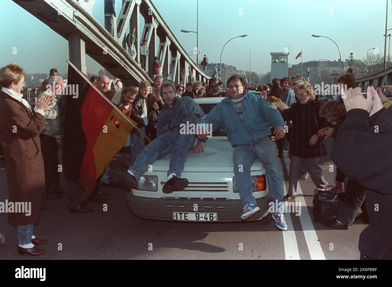 Jorn moen ntb happiness demolition of buildings flag borders policy hi ...