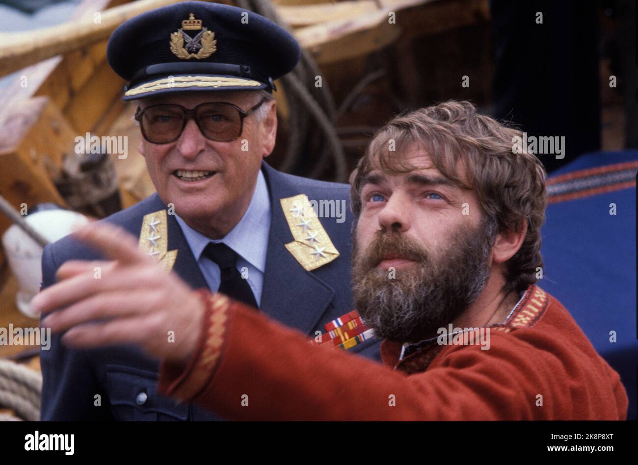 Viking ship saga siglar hi-res stock photography and images - Alamy