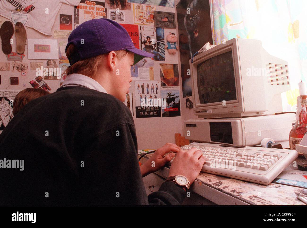 19930408 hi-res stock photography and images - Alamy