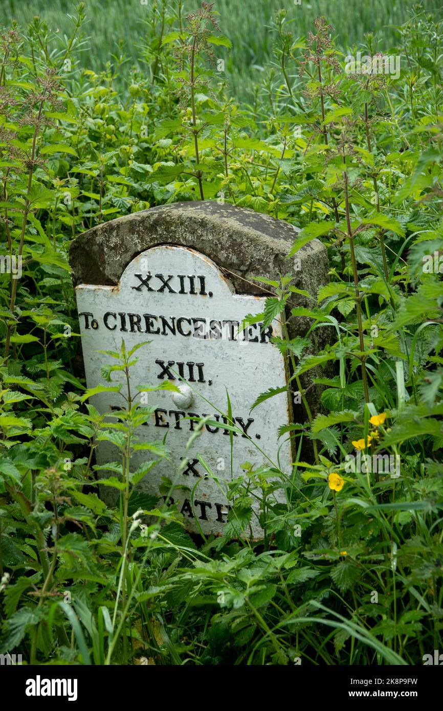 old road sign to Cirencester Tetbury and Bath Stock Photo - Alamy
