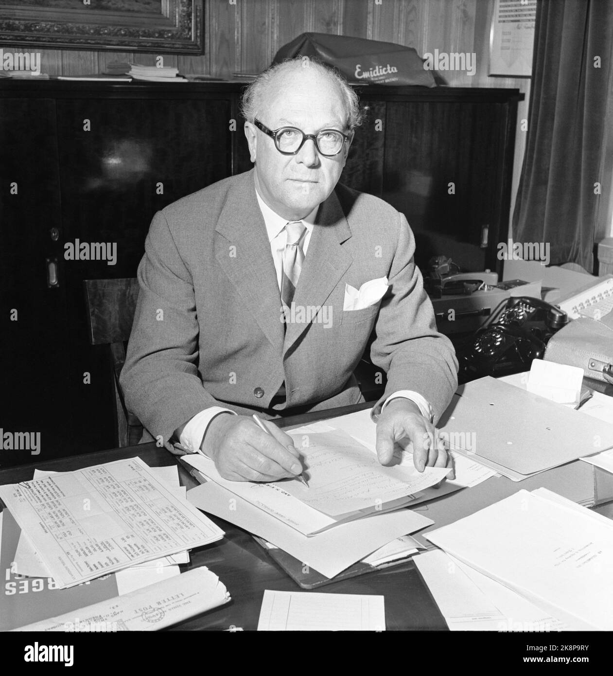 Director hans kiaer photo hi-res stock photography and images - Alamy