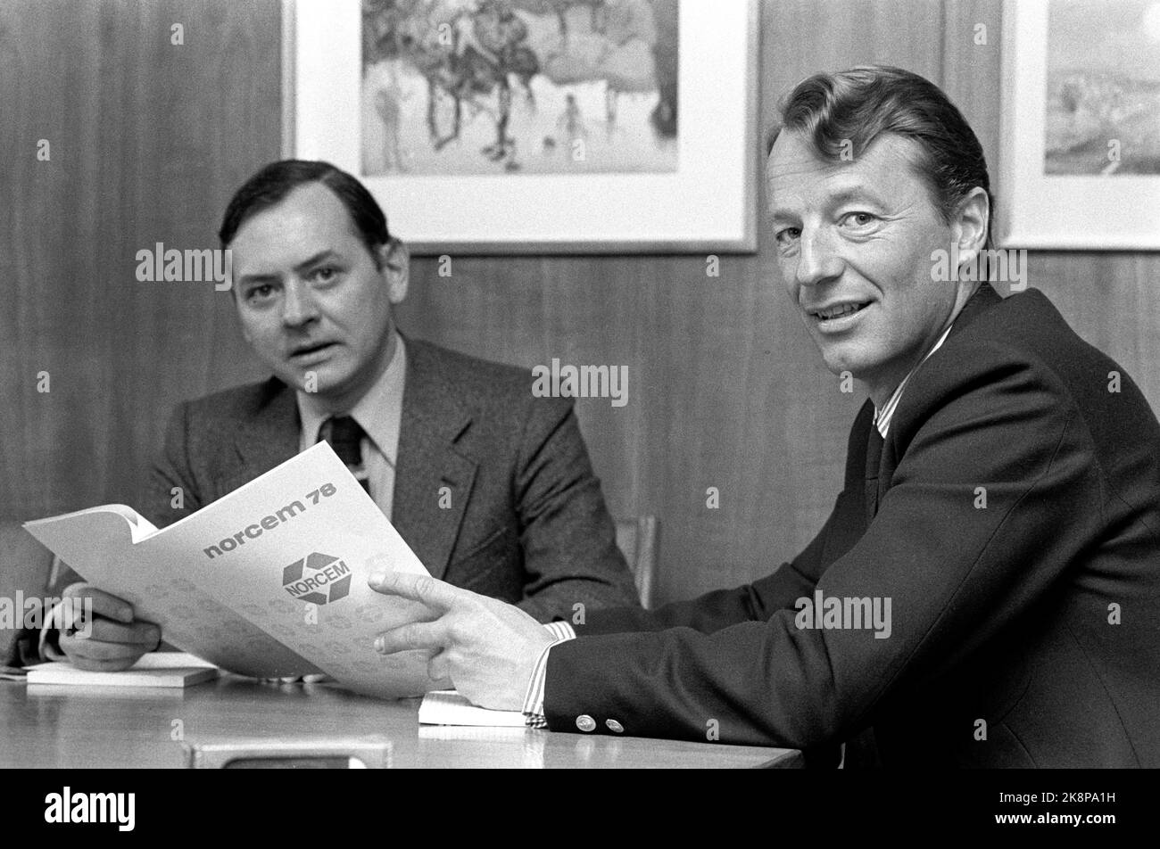 1979 missing names of man t h photo hi-res stock photography and images ...