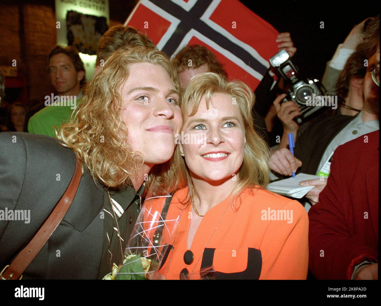 19940501 hi-res stock photography and images - Alamy