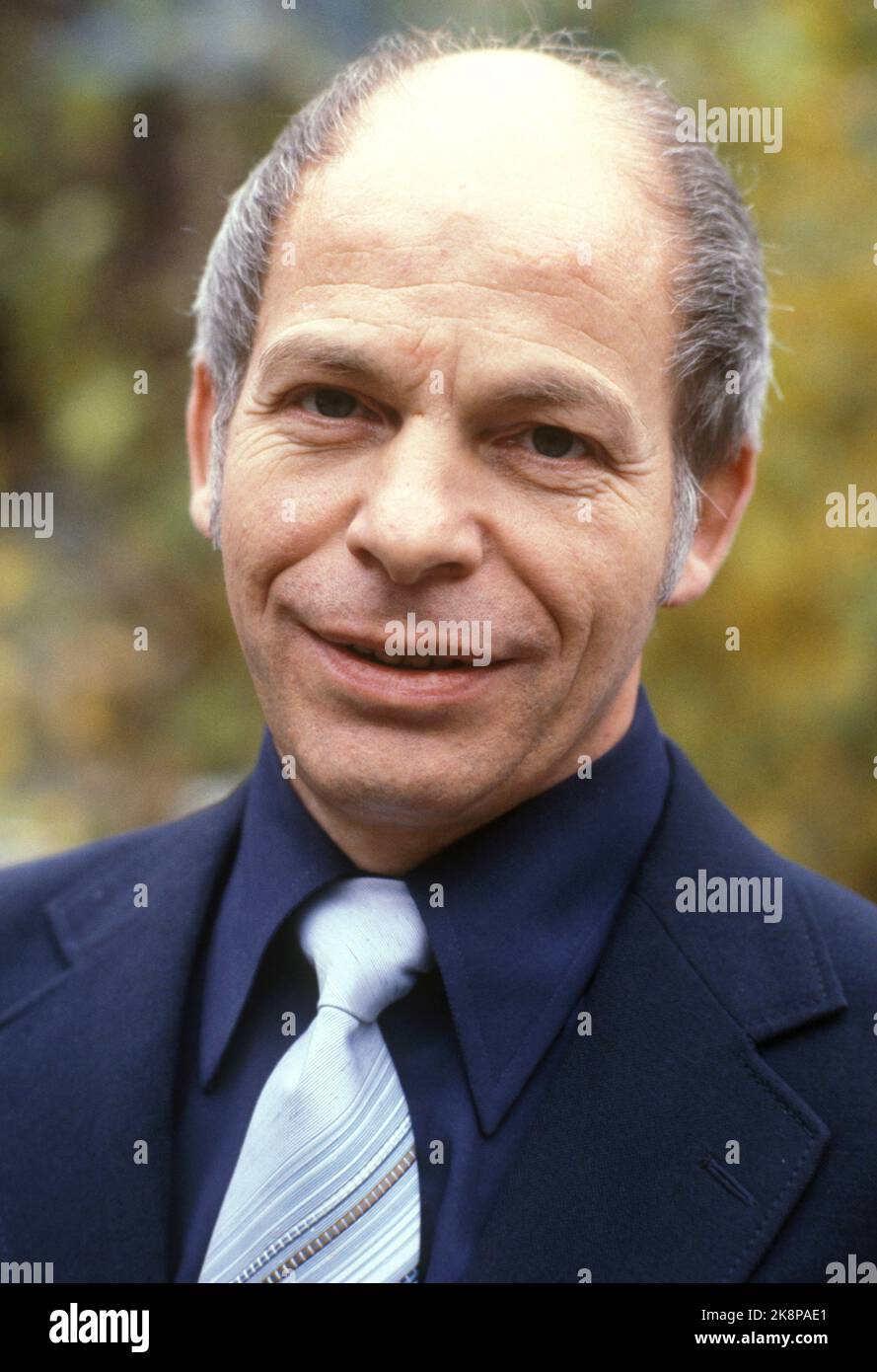 Erik thorberg ntb happiness alone portrait hi-res stock photography and images - Alamy