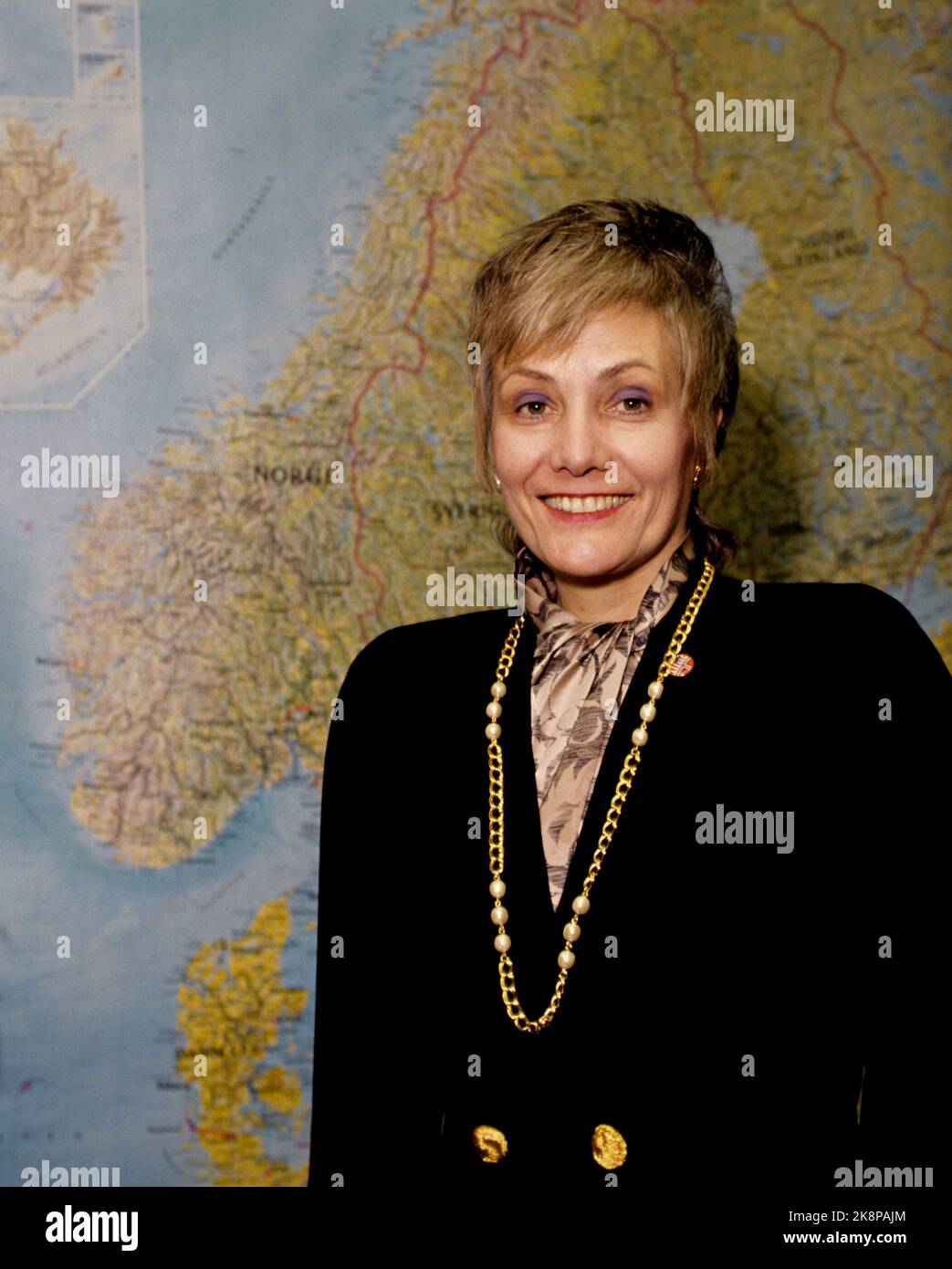 Ingar johansen scanfoto ntb happiness alone portrait hi-res stock photography and images - Alamy