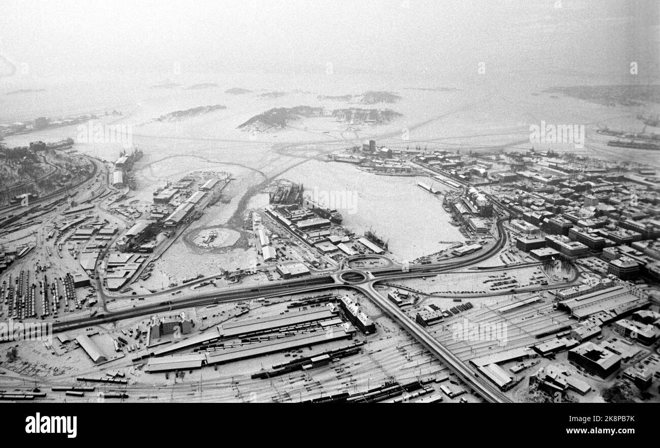 The traffic machines bispelokket and harbor storage photo hi-res stock ...