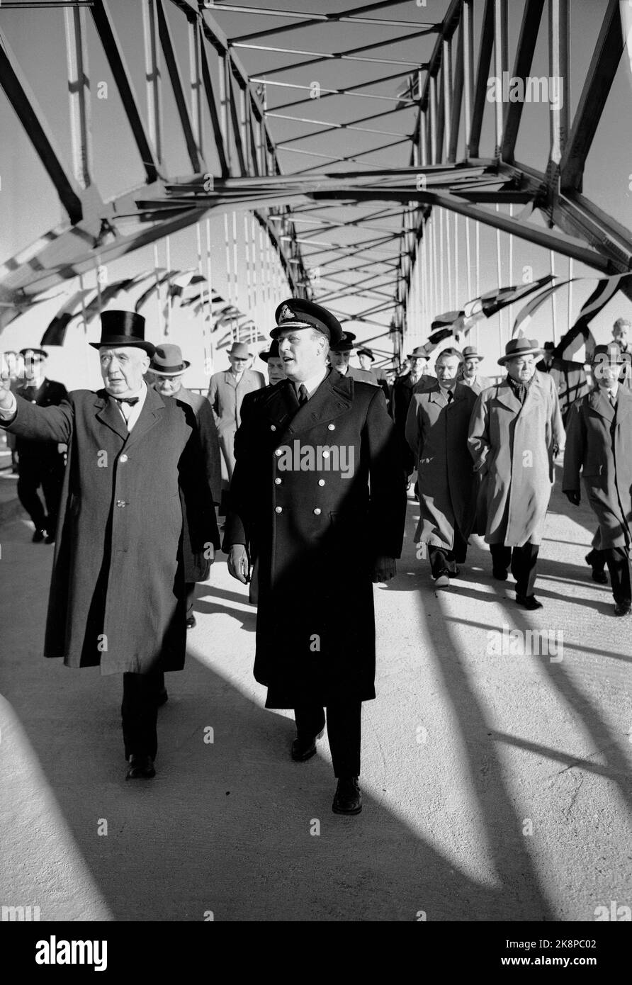 Karmøy 19551022 The opening of the Karmsund Bridge. The bridge that ...