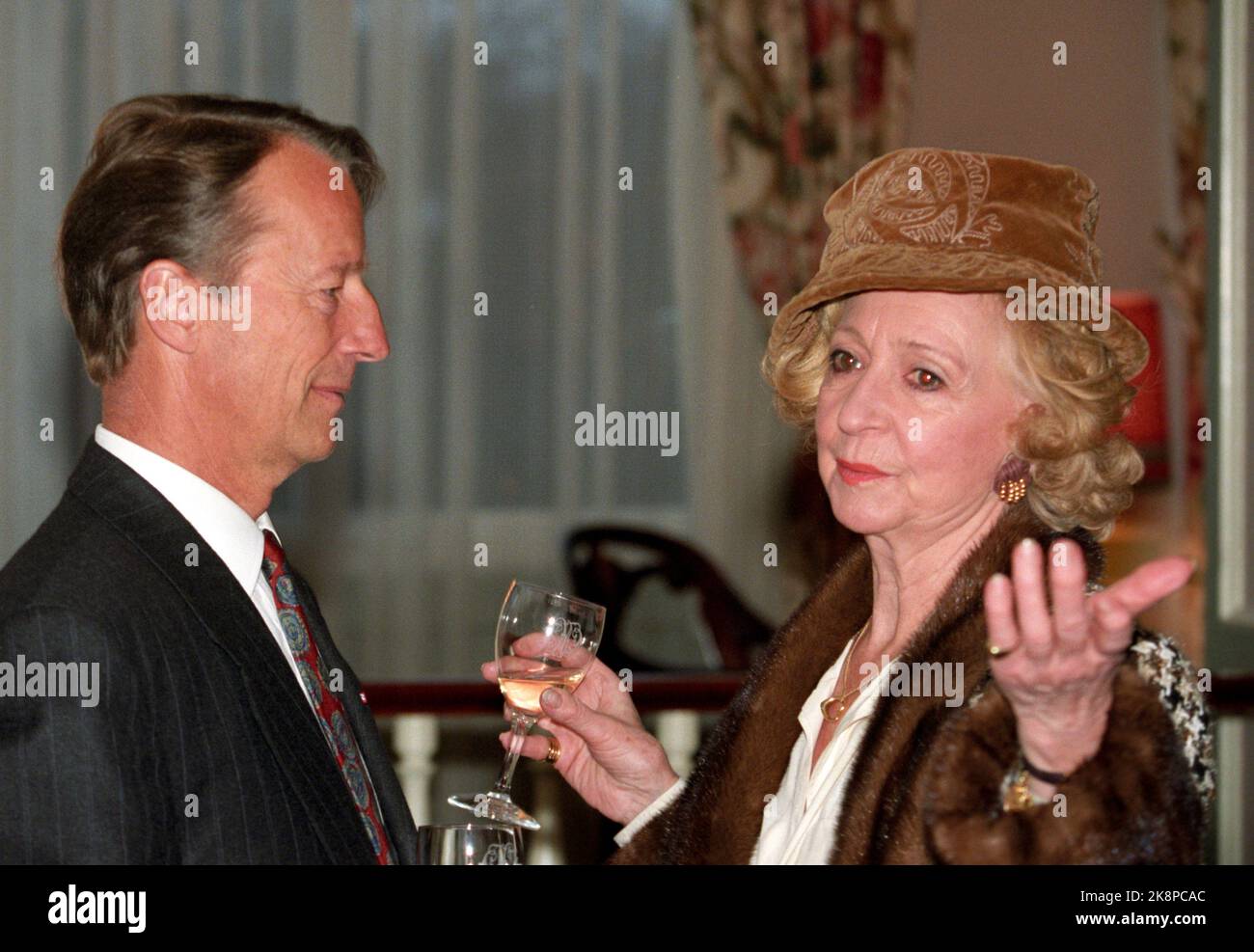 Oslo December 1994. Actor Wenche Foss and Gerhard Heiberg in connection ...