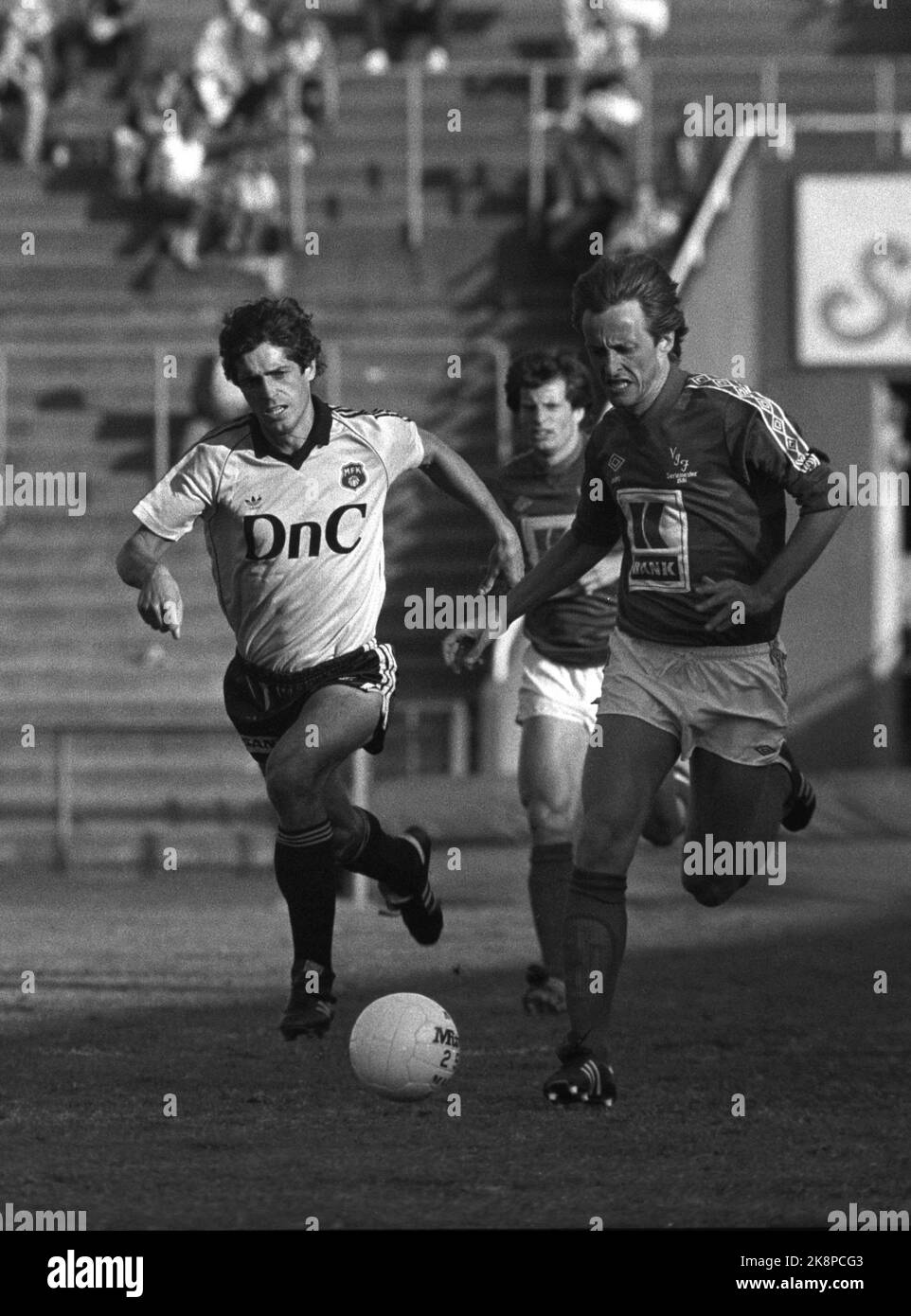 1st division valerengen moss tom jacobsen hi-res stock photography and ...